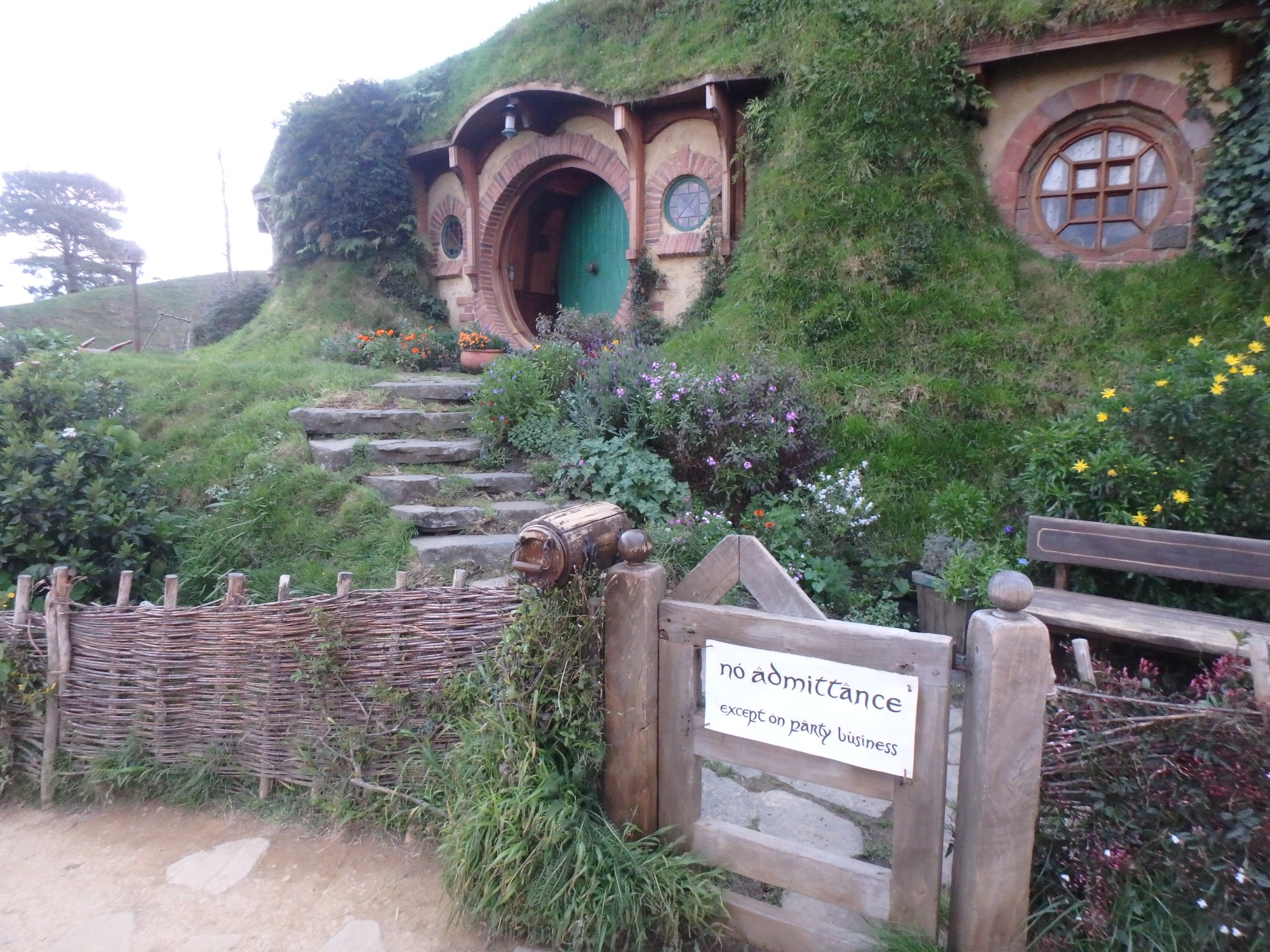 Falls, farmstays and little hobbit doors – The Marvellous Adventures of K&N